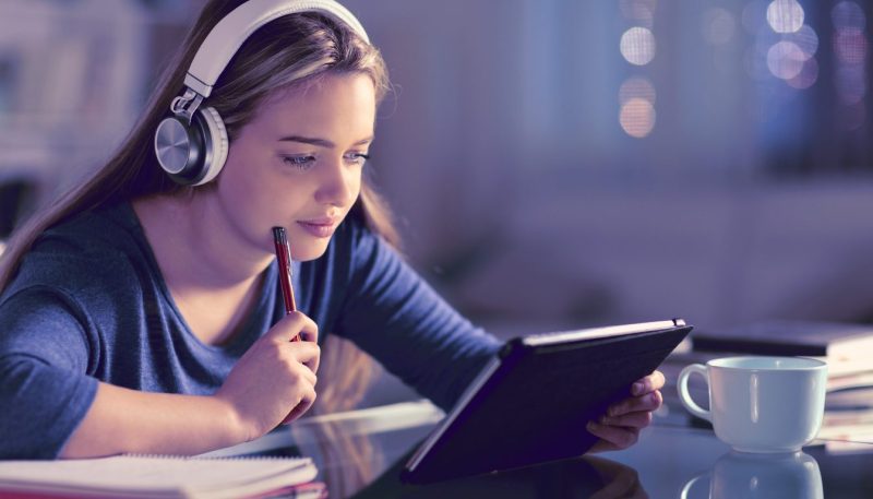 The Rise of Microlearning and Bite-Sized Content in the Digital Age - CacheFly