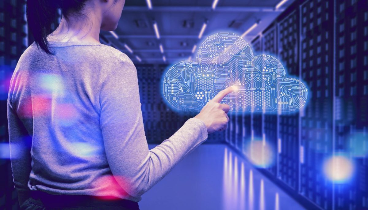 Optimizing Content Delivery with Edge Computing for Streaming - CacheFly